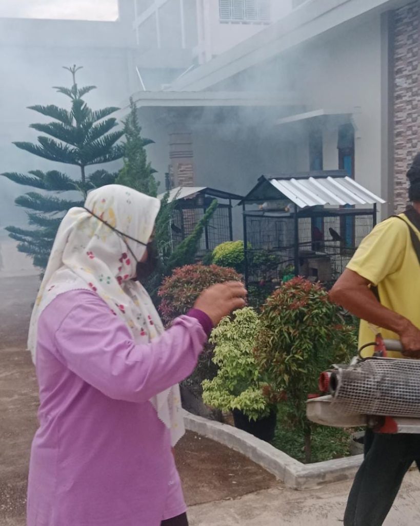 Fogging pasien DBD wilayah puskesmas kampung besar kota